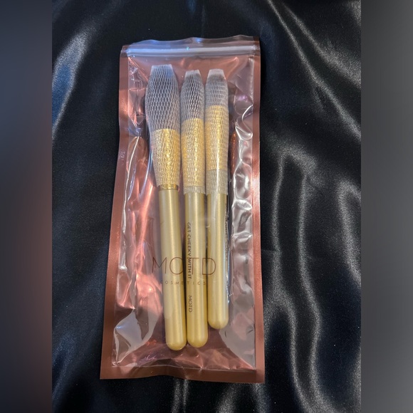 Motd | Makeup | Motd 3 Gold Brush Set Golden Gem Bronzer Supermodel ...